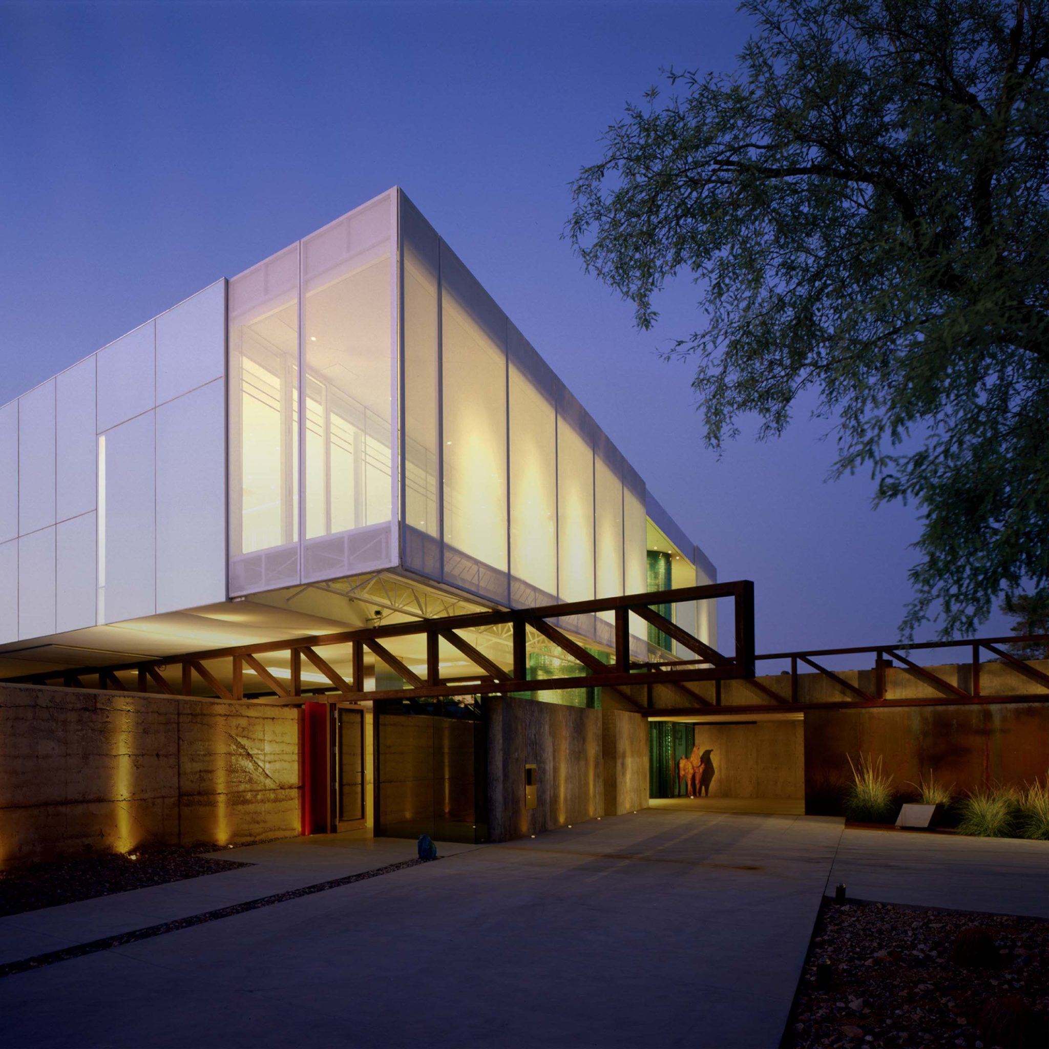 Logan Residence - Jones Studio Inc