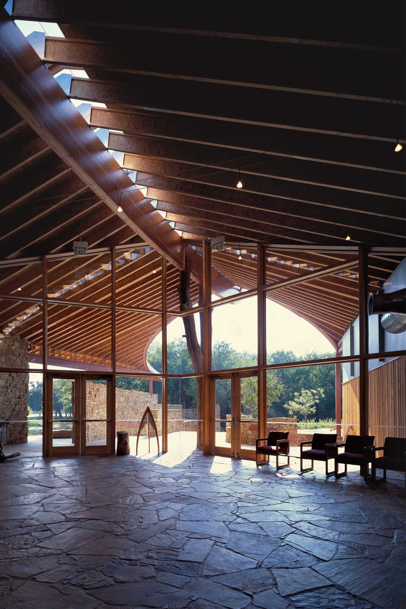 River Legacy Living Science Center - Jones Studio Inc