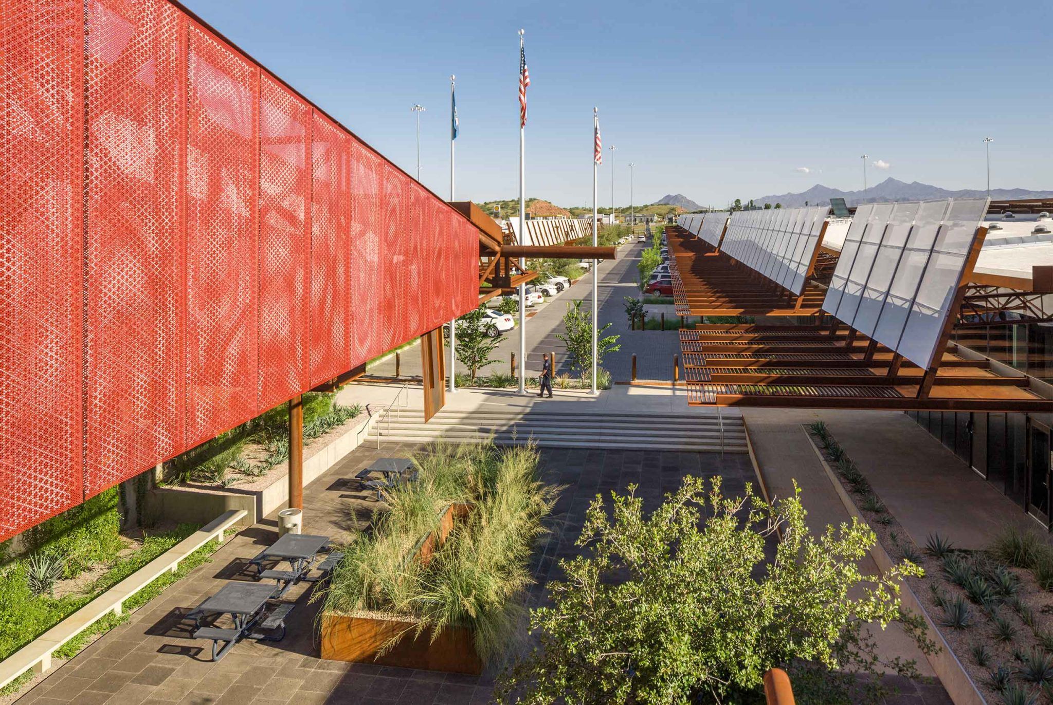 Mariposa Land Port of Entry - Jones Studio Inc